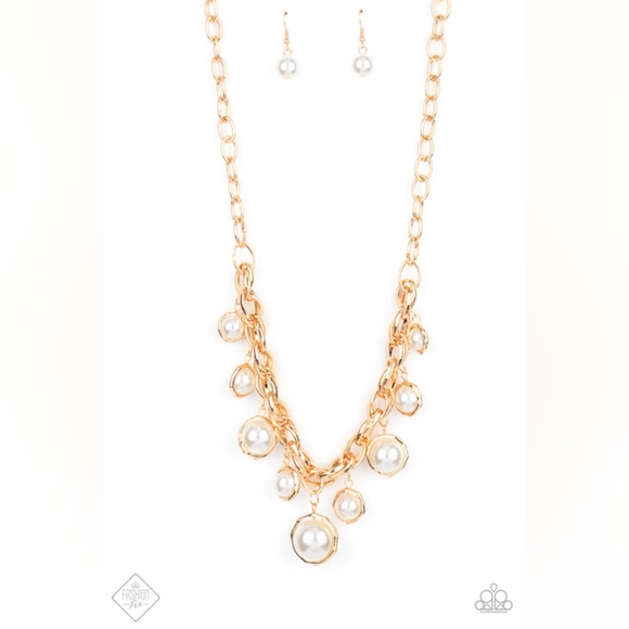 paparazzi | Jewelry | Revolving Refinement Gold Necklace | Poshmark